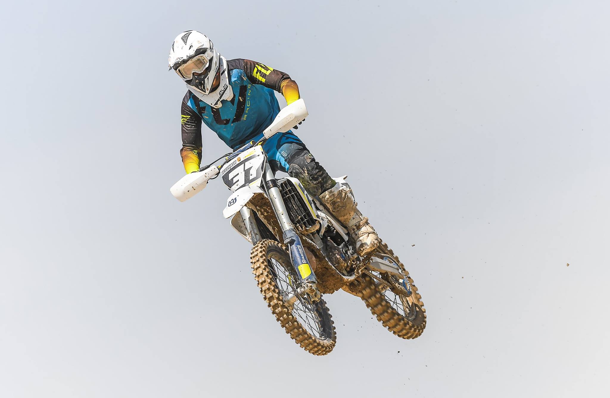 Mocny początek sezonu dla Krzysztofa Biesiekirskiego | Świat Motocykli