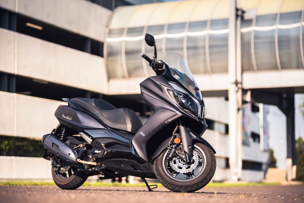 Kymco New Downtown 125i | Świat Motocykli