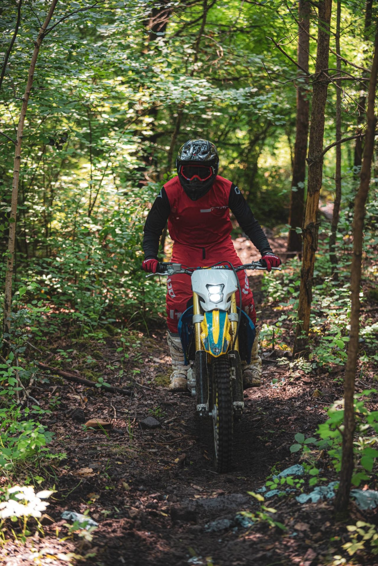 Barton MZK 250. Strzał w dziesiątkę! | Świat Motocykli