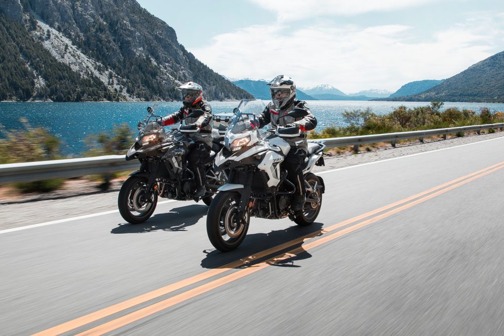 Benelli TRK 502/502X. Benek zdobywca | Świat Motocykli