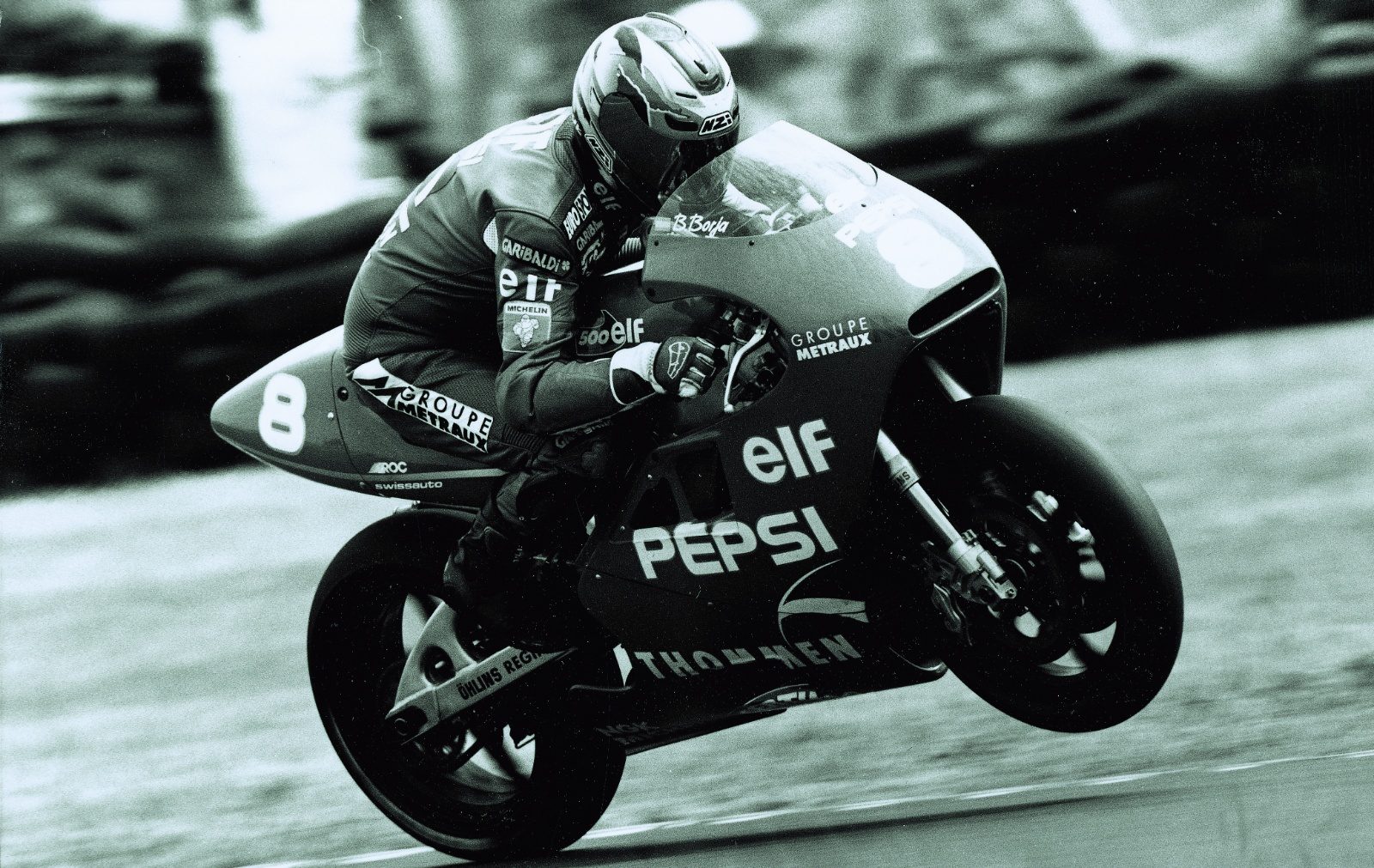 Motolegendy: ELF 500 ROC. Europeizacja klasy królewskiej | Świat Motocykli