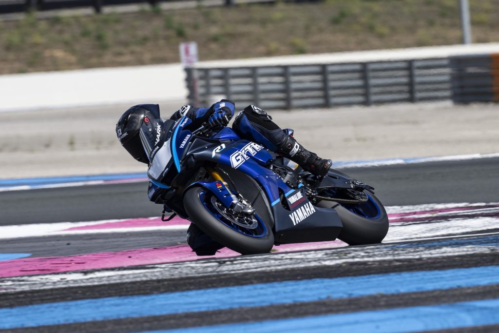 Yamaha R9 już wkrótce? Co wiemy? | Świat Motocykli