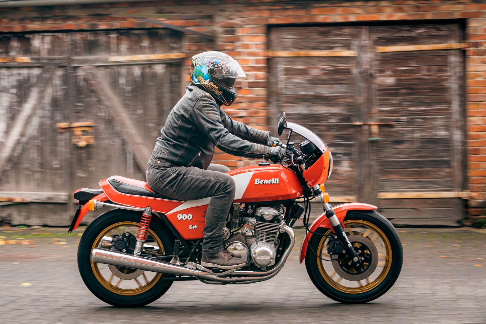 Benelli 900 Sei. Włoski ogier | Świat Motocykli