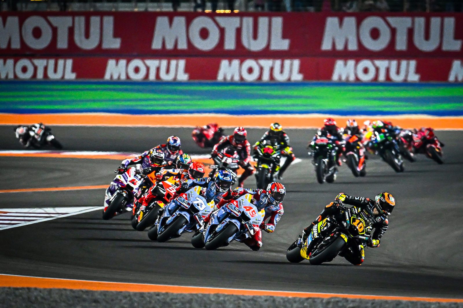 MotoGP: Marini w Repsolu, „Diggia” do VR46 | Świat Motocykli