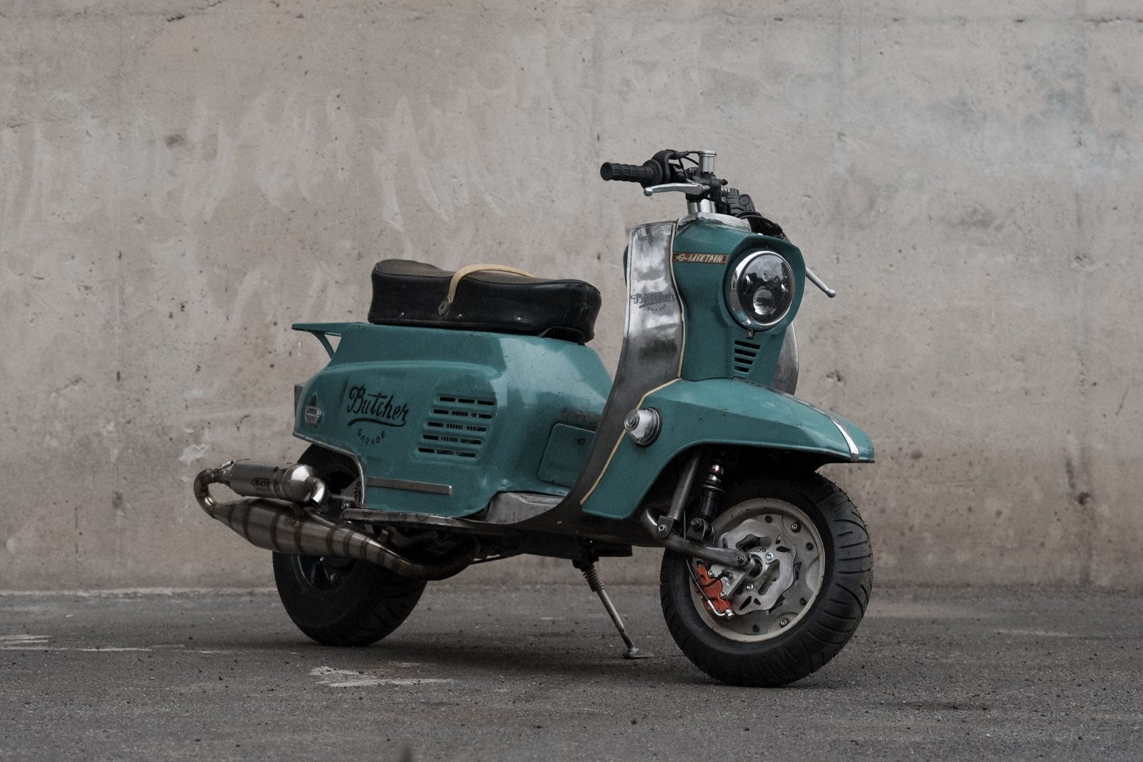 Wiatka Elektron WP150 – Butcher Garage. Bez świętości | Świat Motocykli