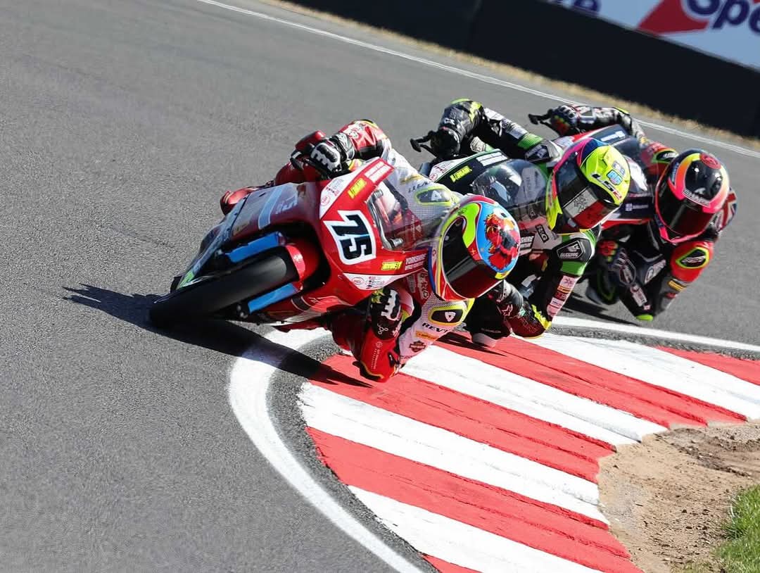 BTC: Filip Surowiak deklasuje rywali w Donington Park i zostaje liderem ...