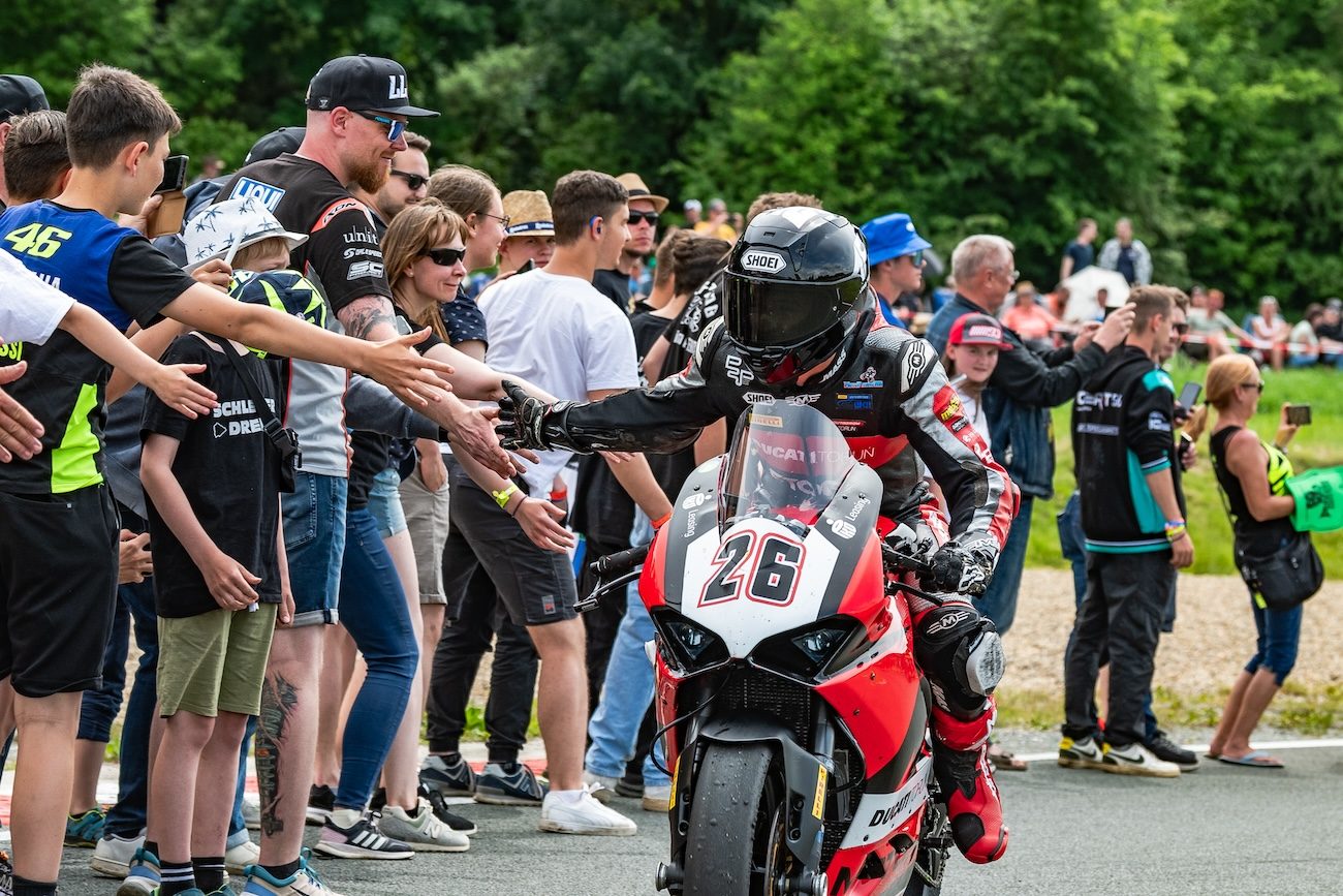 IDM: Podwójne podium AF Racing Team i Daniela Blina na Schleizer ...