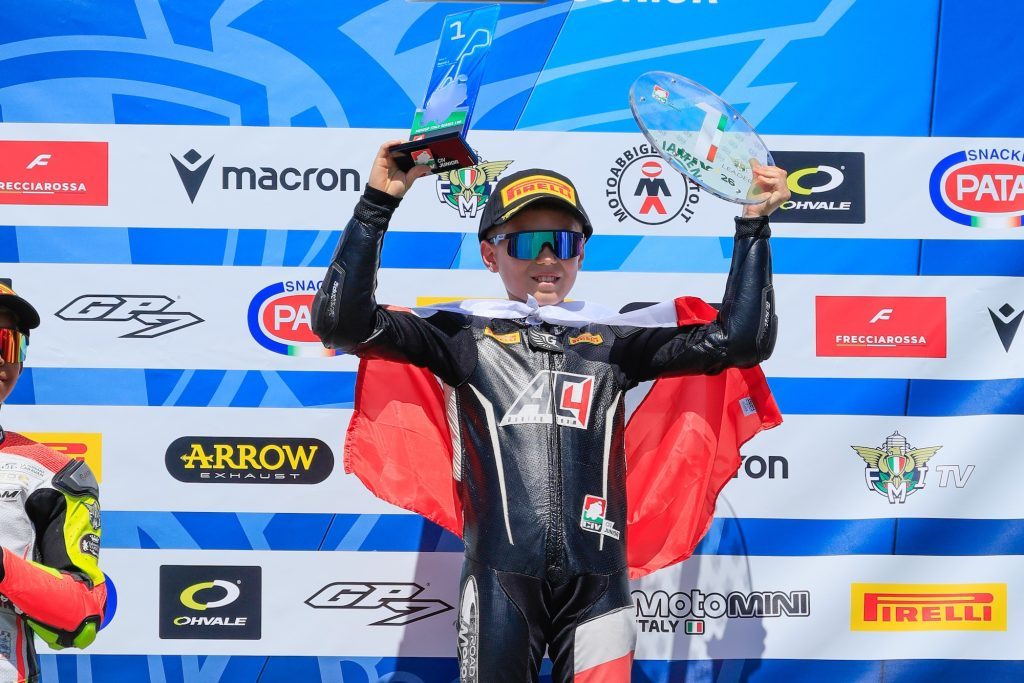 civ junior | Świat Motocykli